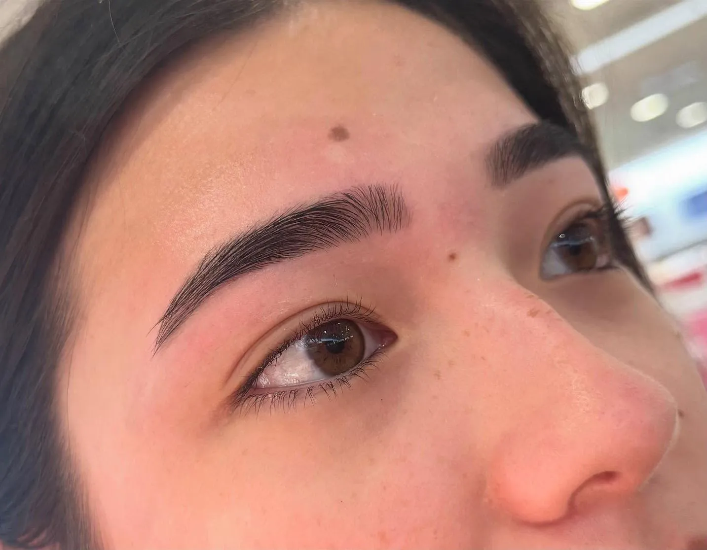 How to get darker eyebrows naturally fast?